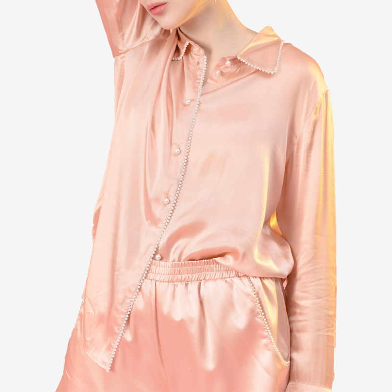 YIRII BY YI 真丝珍珠边衬衫视频介绍_YIRII BY YI 真丝珍珠边衬衫功能演示视频-苏宁易购