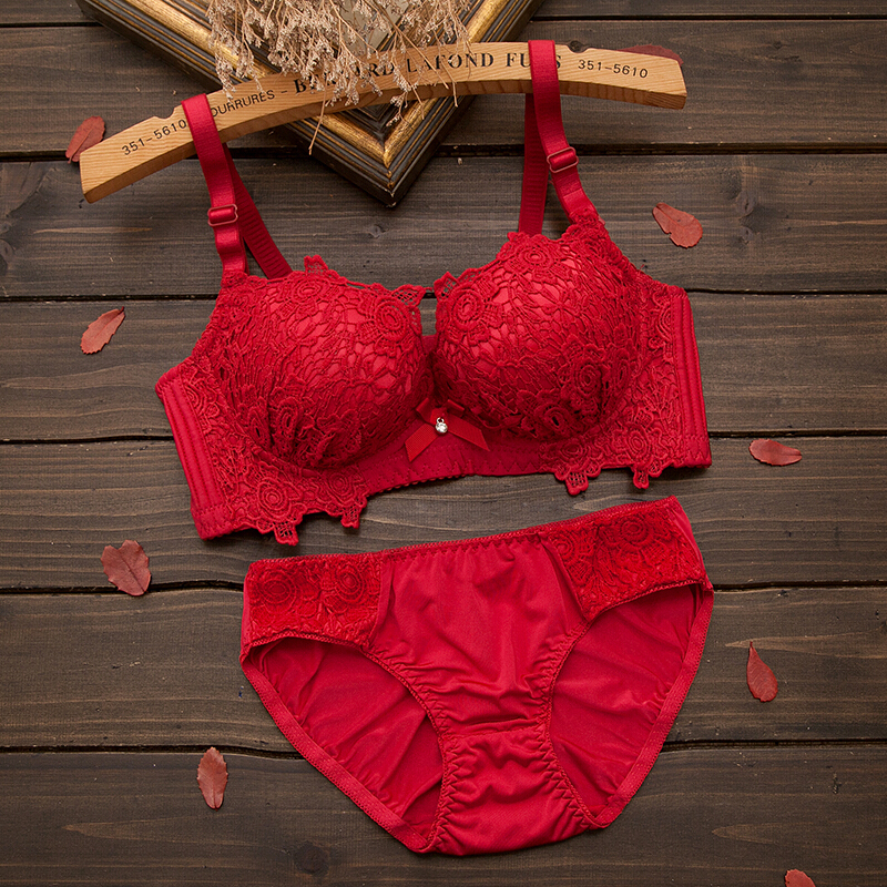 波迷娜(BOMINA)文胸套装报价_参数_图片_视频_怎么样_问答-苏宁易购