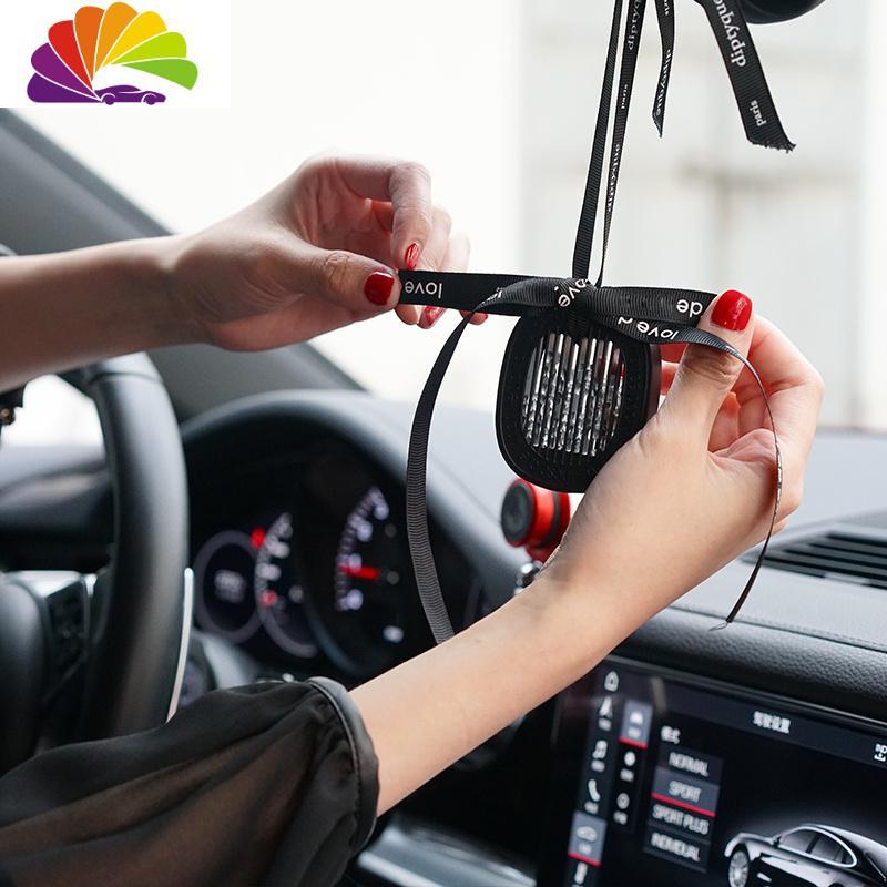 舒适主义jomy车载香水汽车内香薰车用固体香膏车上淡香氛男摆件女 琴酒报价_参数_图片_视频_怎么样_问答-苏宁易购