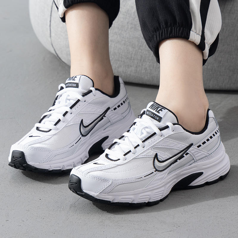 NIKE耐克运动鞋女鞋复古老爹鞋轻便休闲鞋缓震跑步鞋FQ6873-101参数配置_规格_性能_功能-苏宁易购